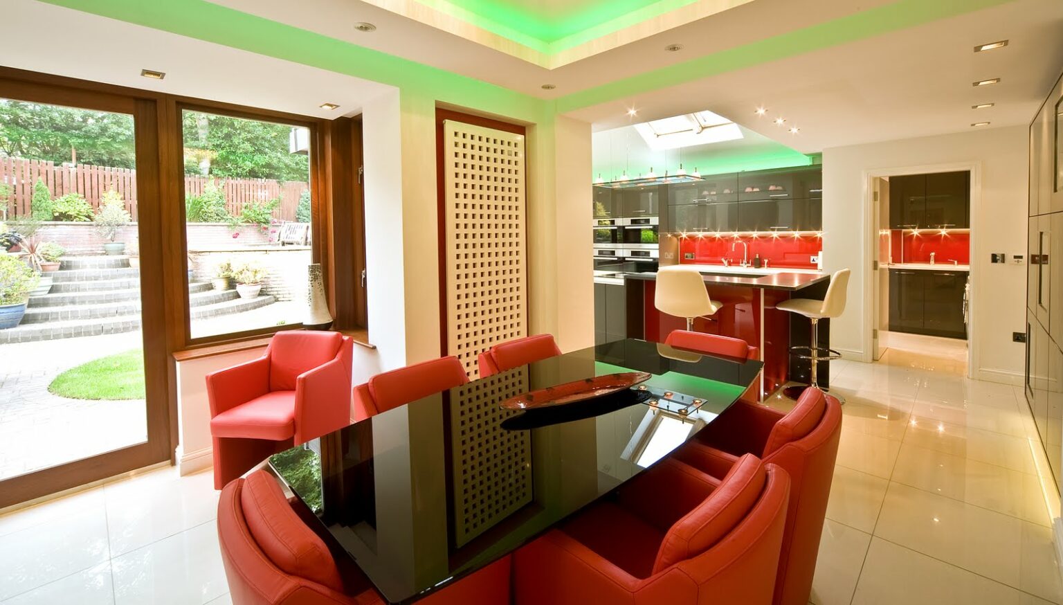 Kitchen Showcases - Page 11 of 13 - Diane Berry Kitchens