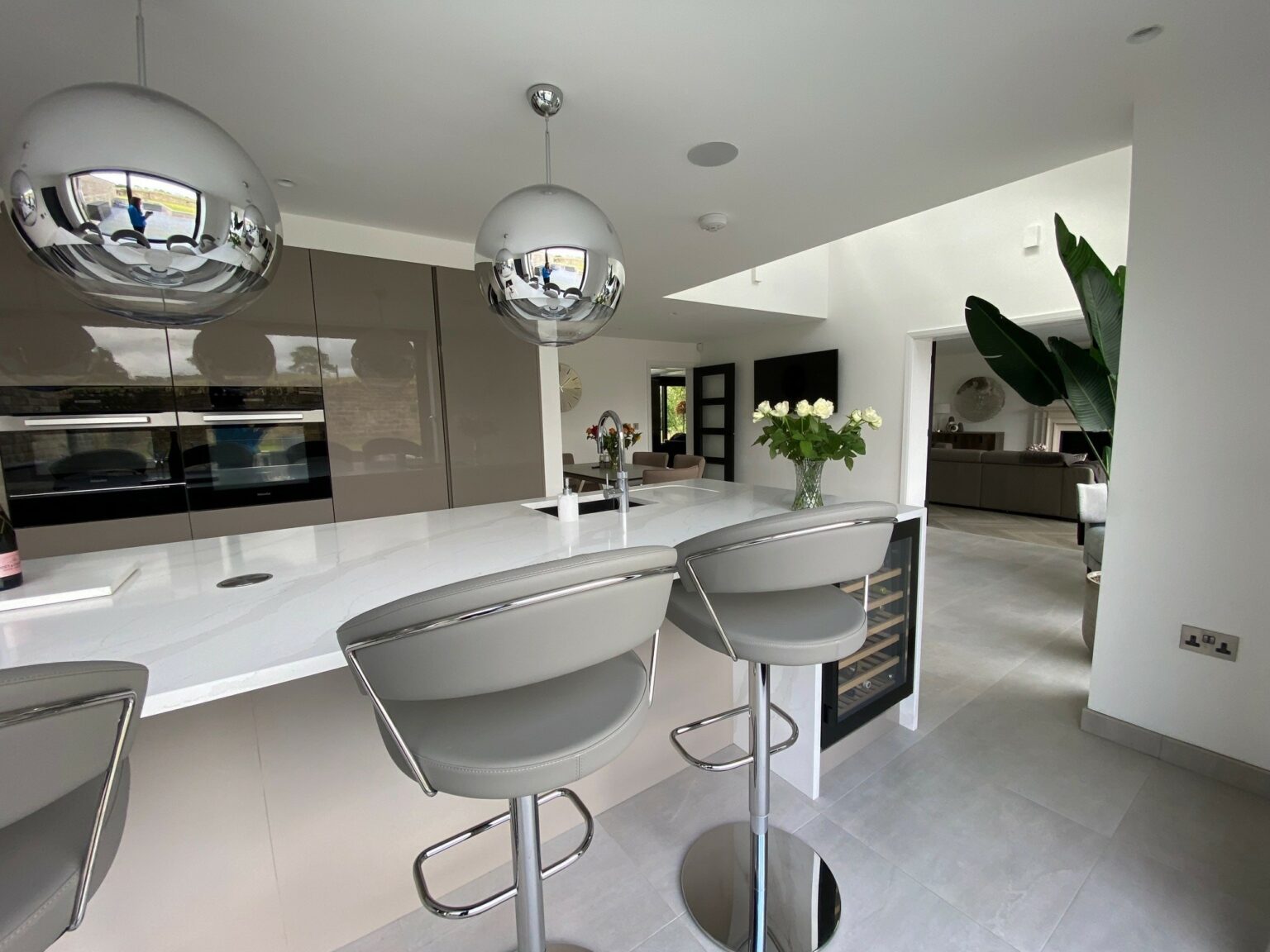 Kitchen Showcases - Diane Berry Kitchens